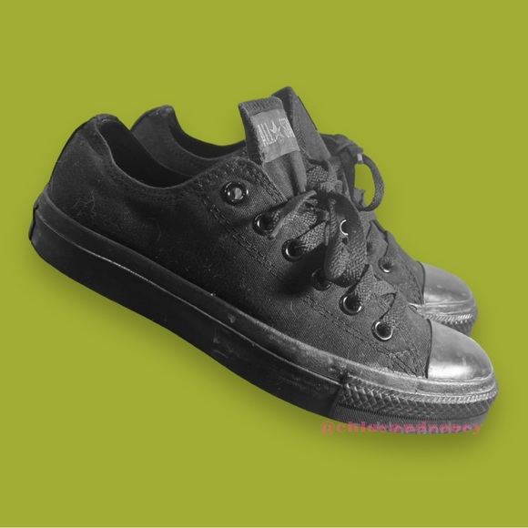 Converse | Shoes | Unworn Y2k Converse All Star Mono Chuck Taylor ...